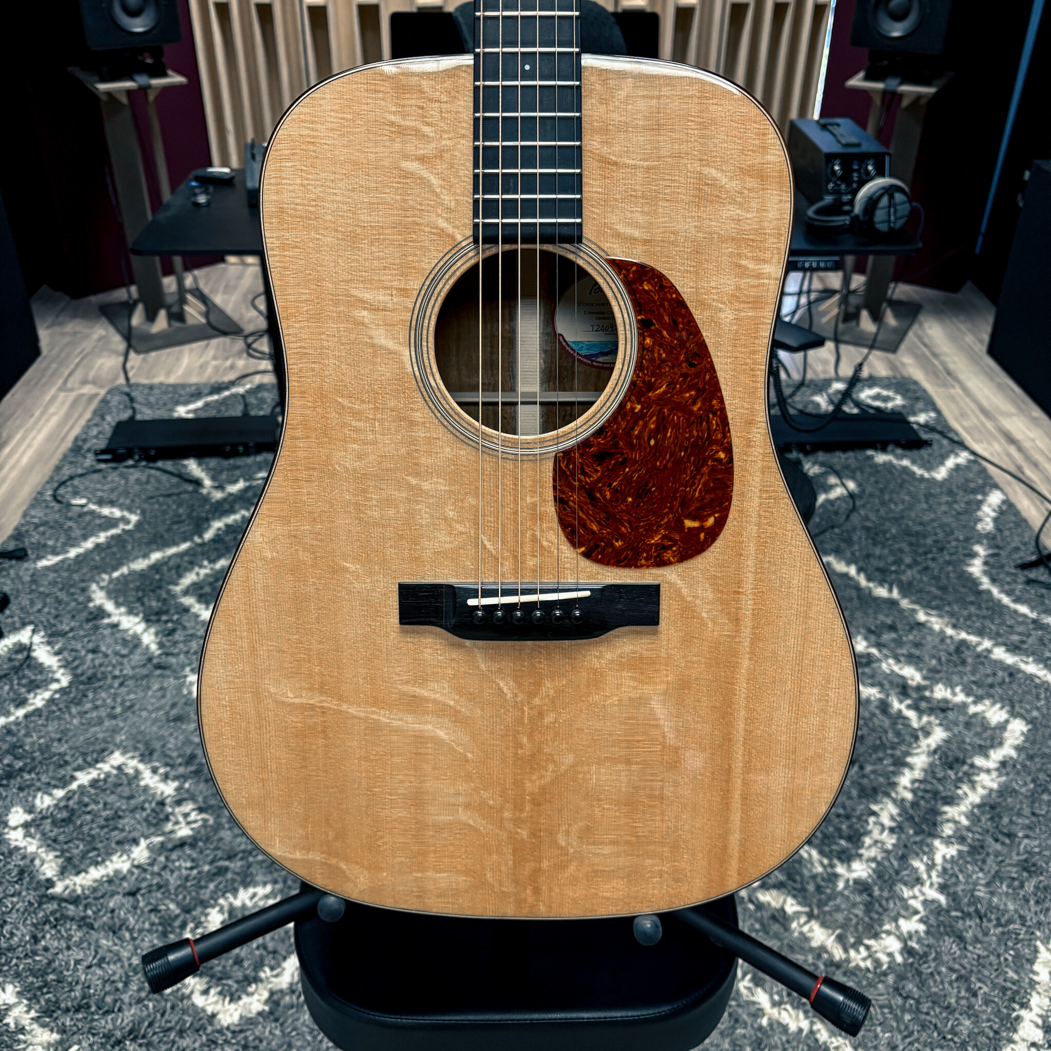 Bourgeois Dreadnought Hawaiian Country Boy Series Limited Edition-Koa