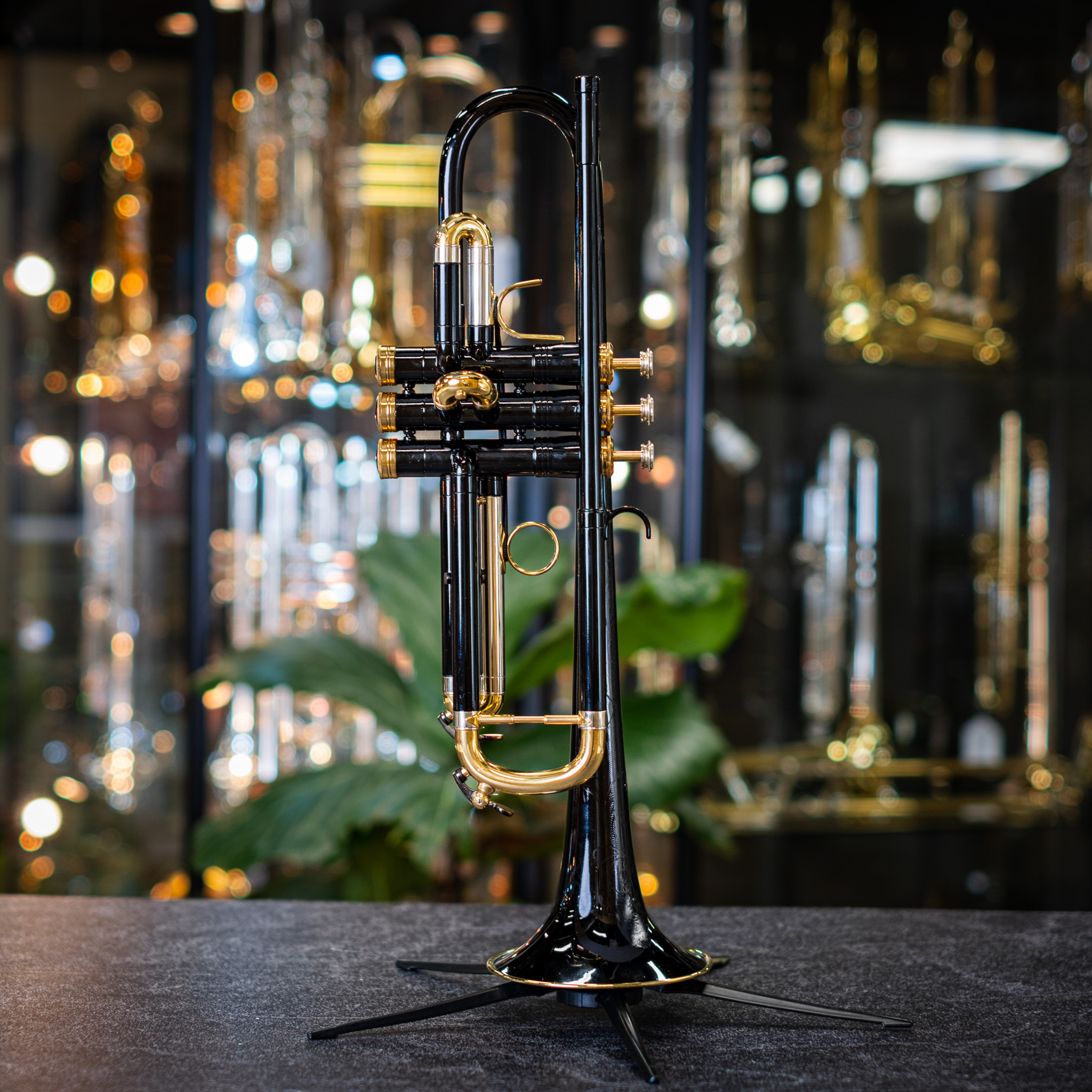 2000 Selmer Chorus 80J Bb Trumpet w/ Black Lacquer, Original Case ...