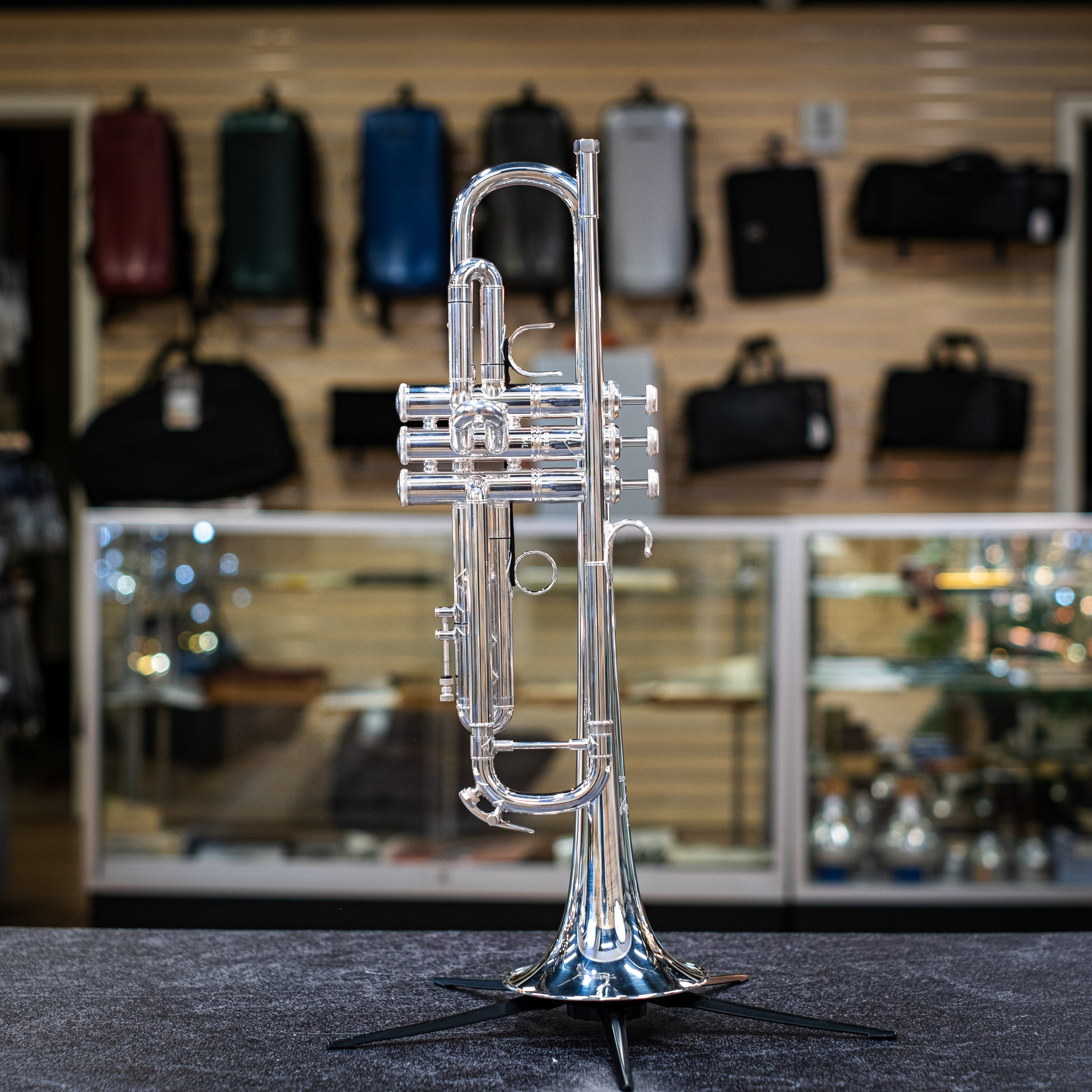 Bach Stradivarius 190S72X Bb Trumpet w/ Original Case