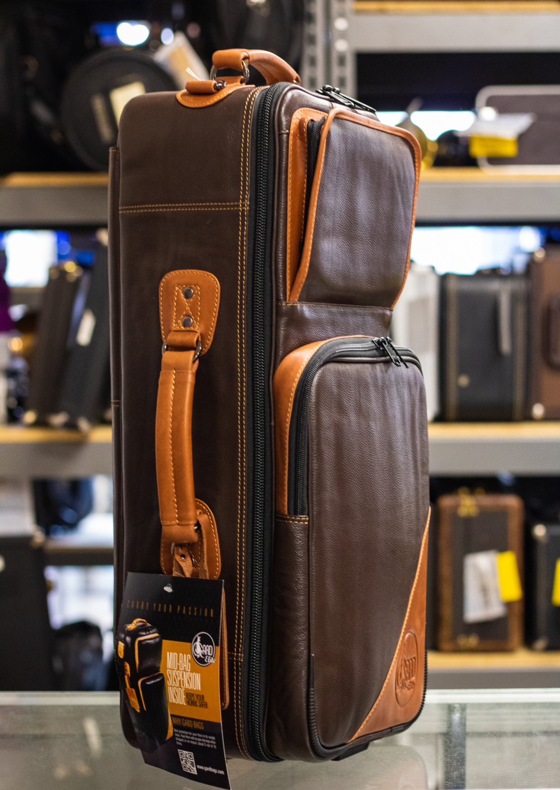 4-ecln-gard-compact-double-trumpet-case-dark-coffee-brown-leather