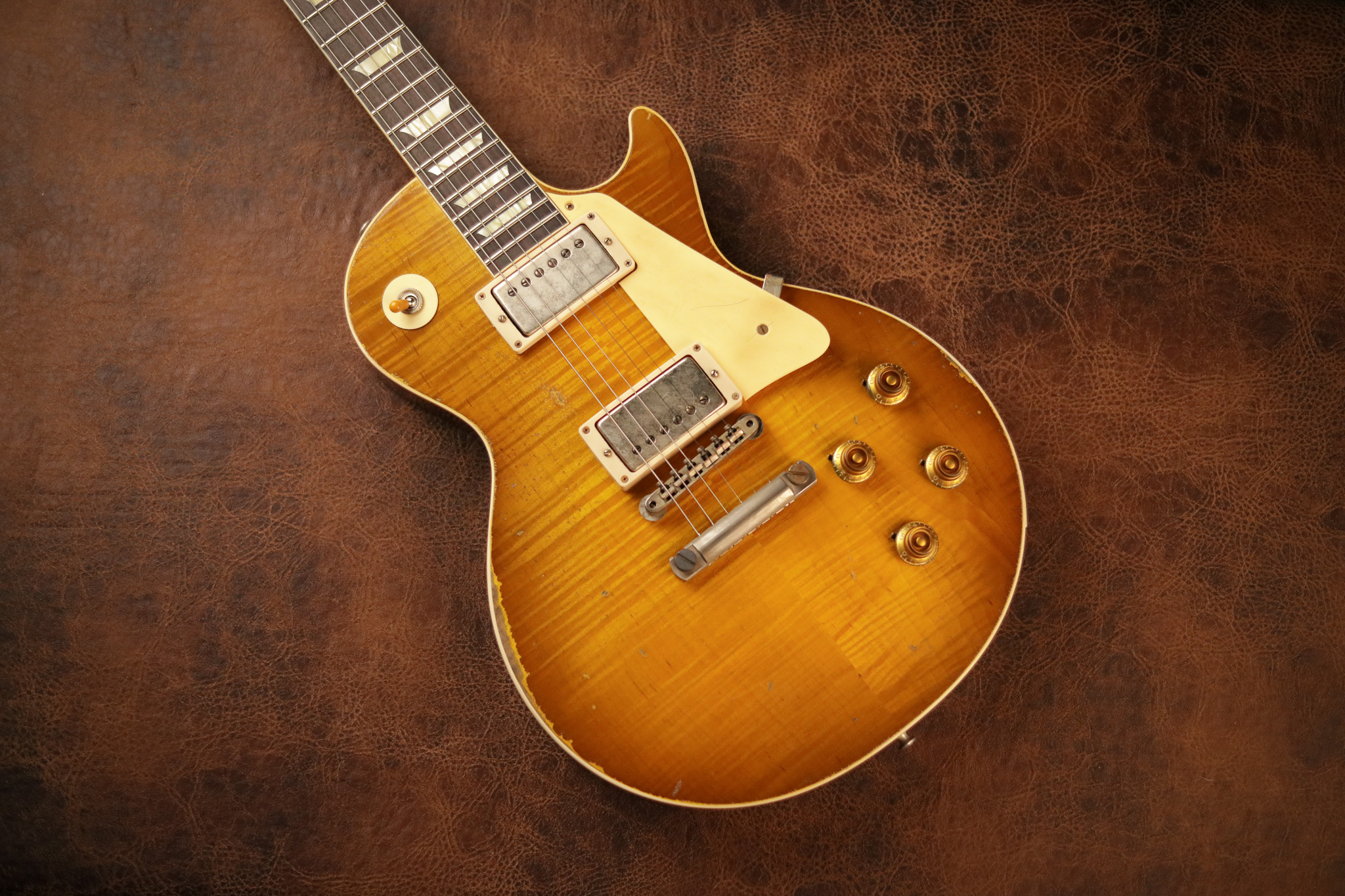 Gibson Custom 1959 Les Paul Standard Reissue Heavy Aged in Green Lemon Fade