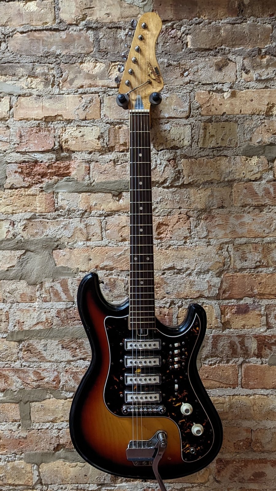 Vintage Teisco Checkmate - 4 pickup!