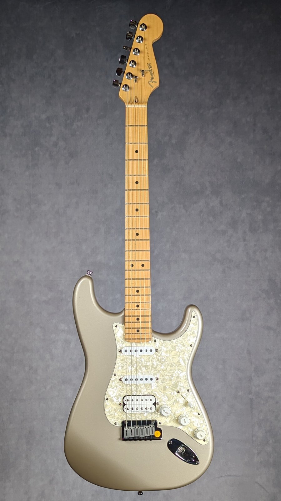 1999 Fender Lone Star Stratocaster - Shoreline Gold!